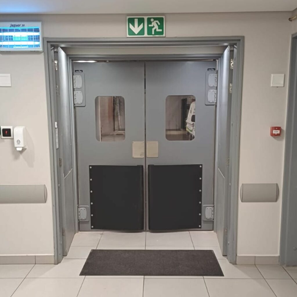 Impact Doors – Maxiflex Door Systems